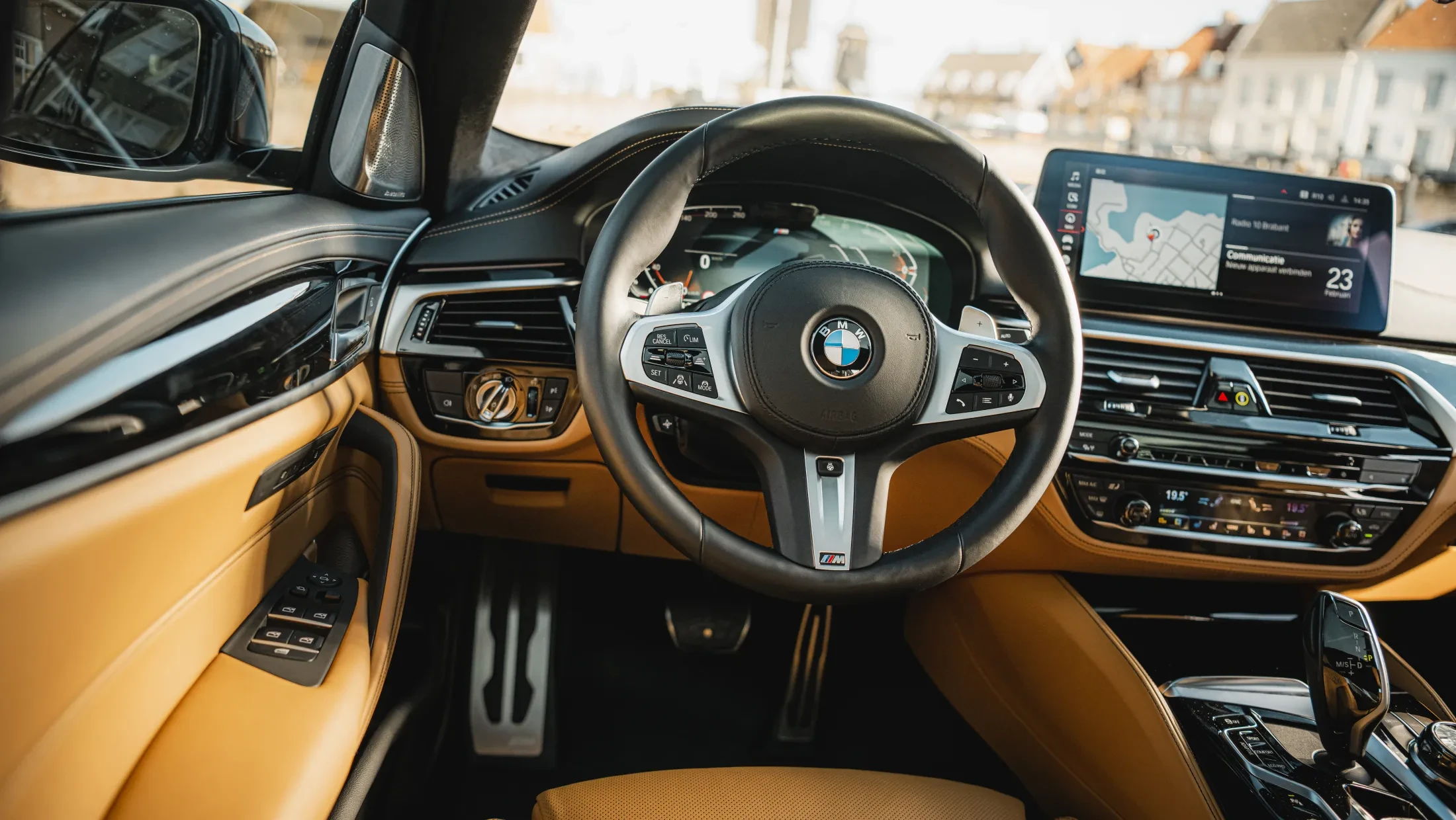 BMW 540i Individual ''Mahagoni Metallic'' | Bergwerff Automotive