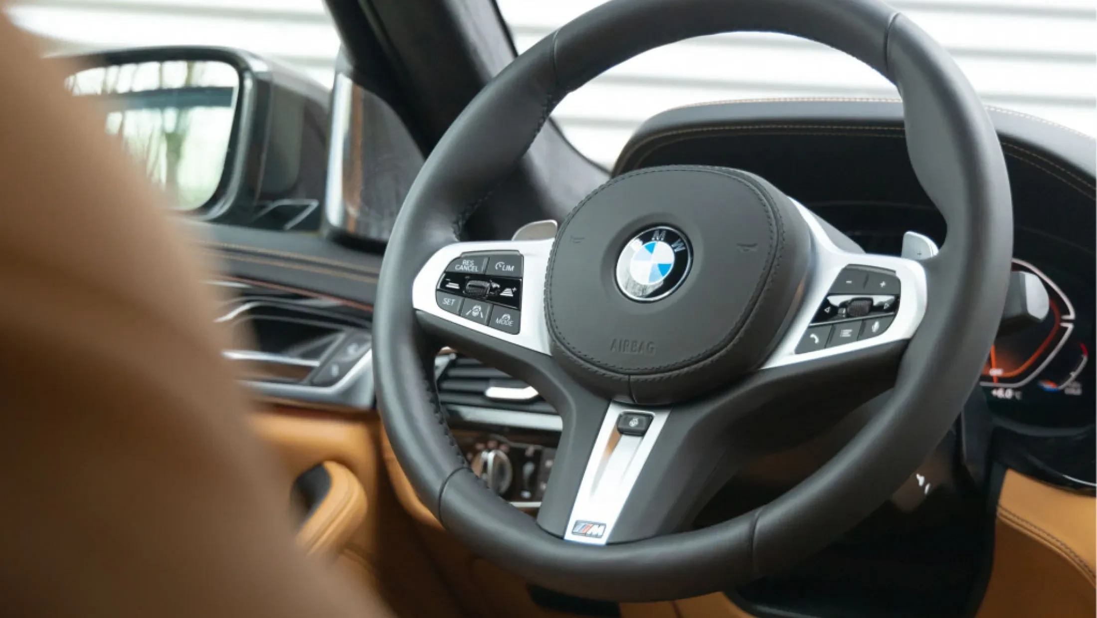 BMW 540i Individual ''Mahagoni Metallic'' | Bergwerff Automotive