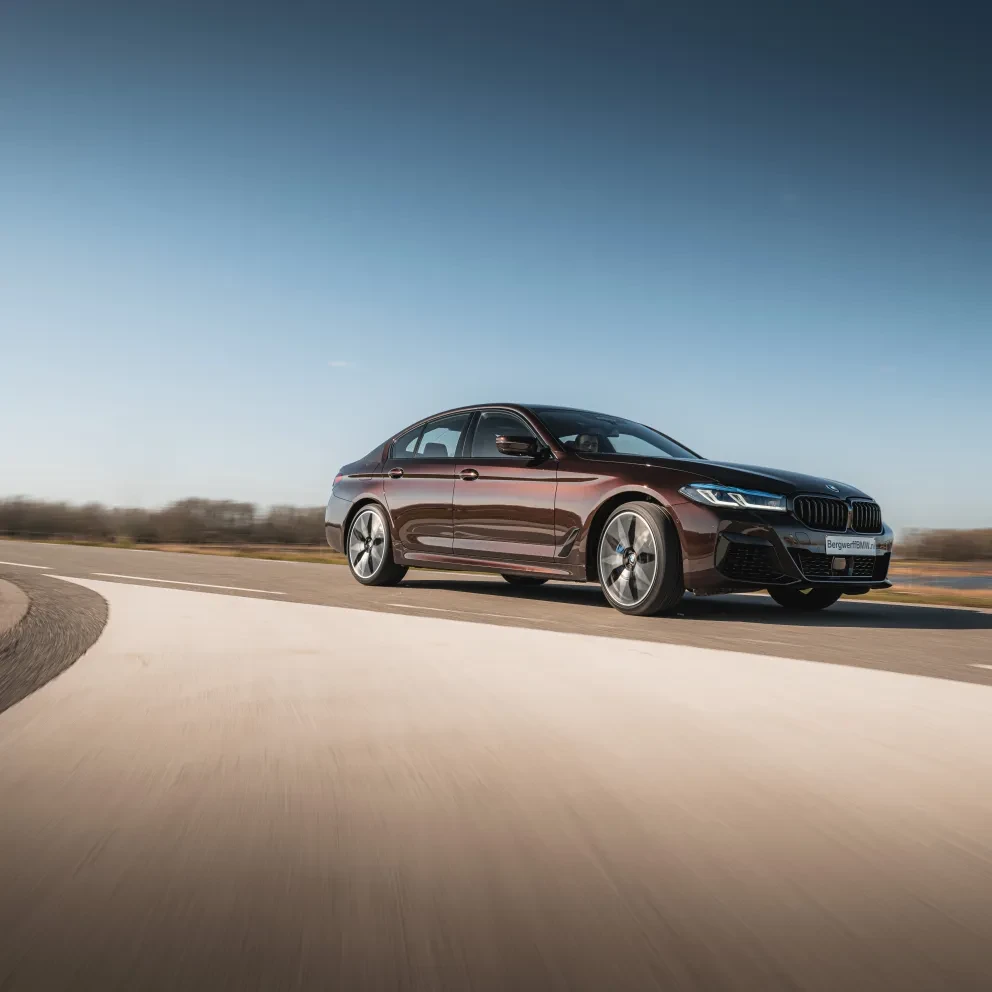 BMW 540i Individual ''Mahagoni Metallic'' | Bergwerff Automotive